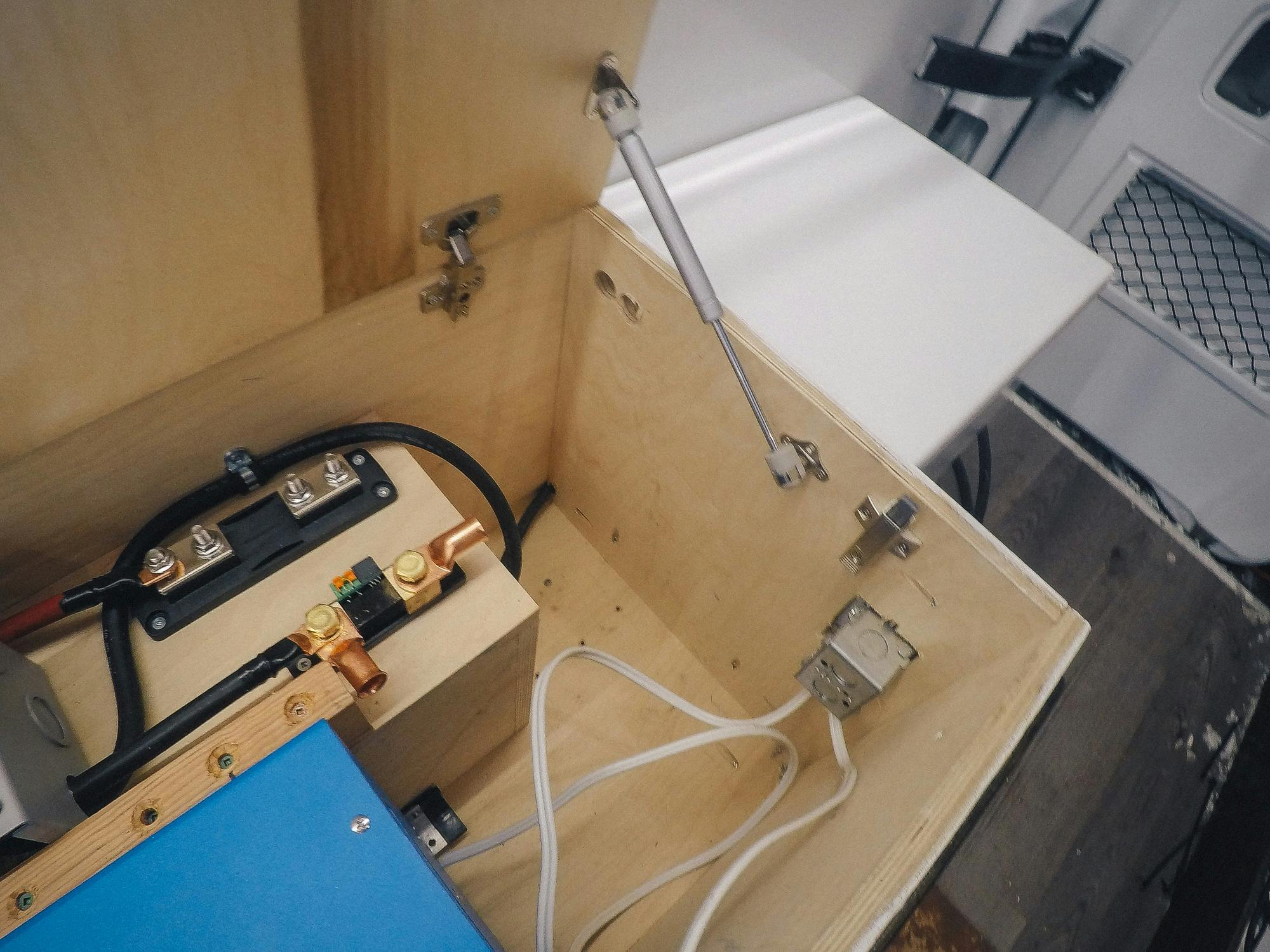 Van Build: Step-by-Step Sprinter Van Electrical & Solar Guide - The ...