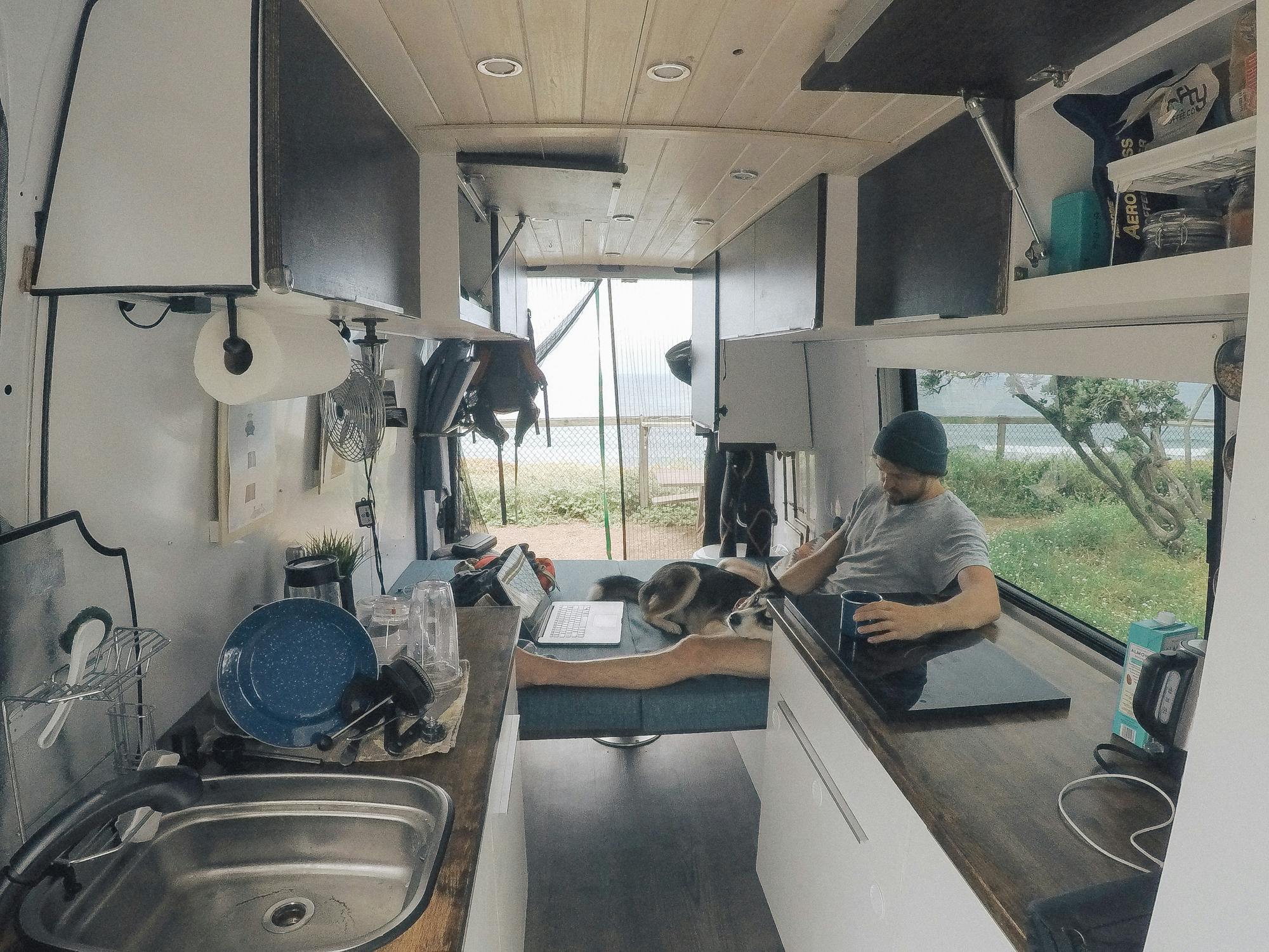How to Get Internet on the Road and Work Remotely #vanlife - The Wanderful